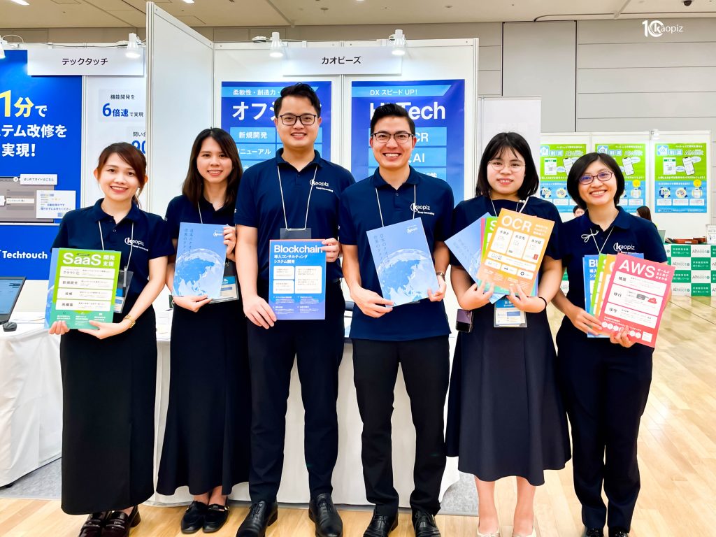 Khách hàng khám phá công nghệ AI Kaopiz tại triển lãm DX Expo 2024 - Trang tin nội bộ của Kaopiz ...