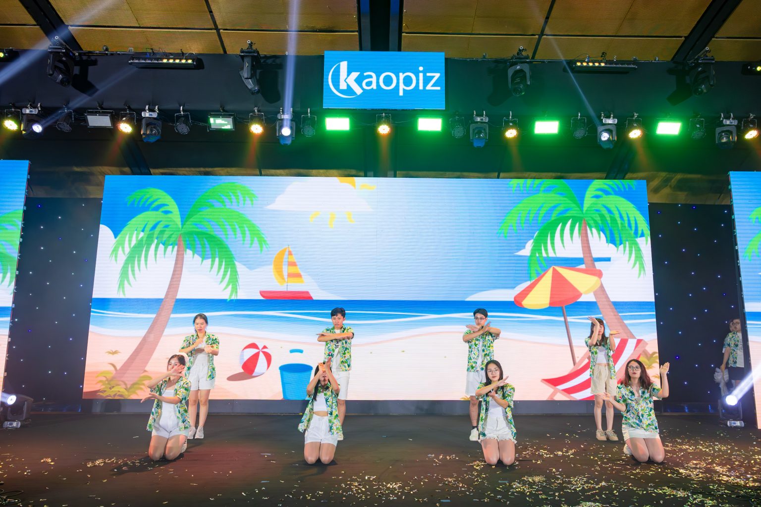 Toàn cảnh Lễ kỷ niệm 10 năm thành lập Kaopiz Holdings - Trang tin nội ...